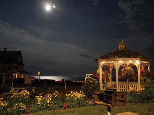 Disney | Resort Directory Mariner's Point Beach Club